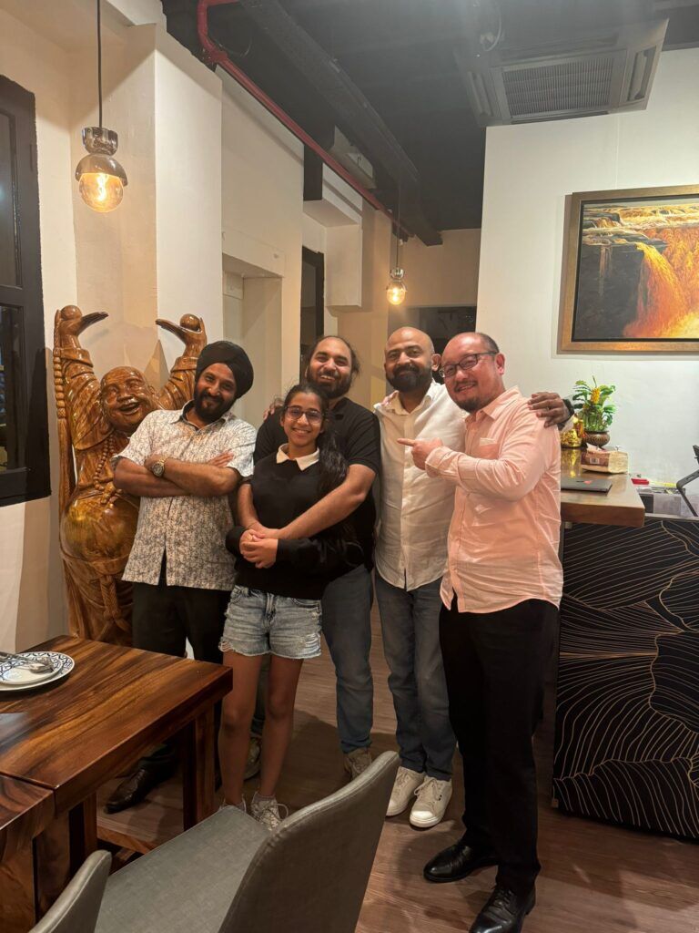 Home - Thong Thai Bistro